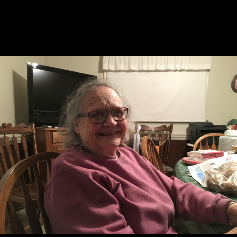 Interview with a 89 year old woman who lived through World War 2 ...